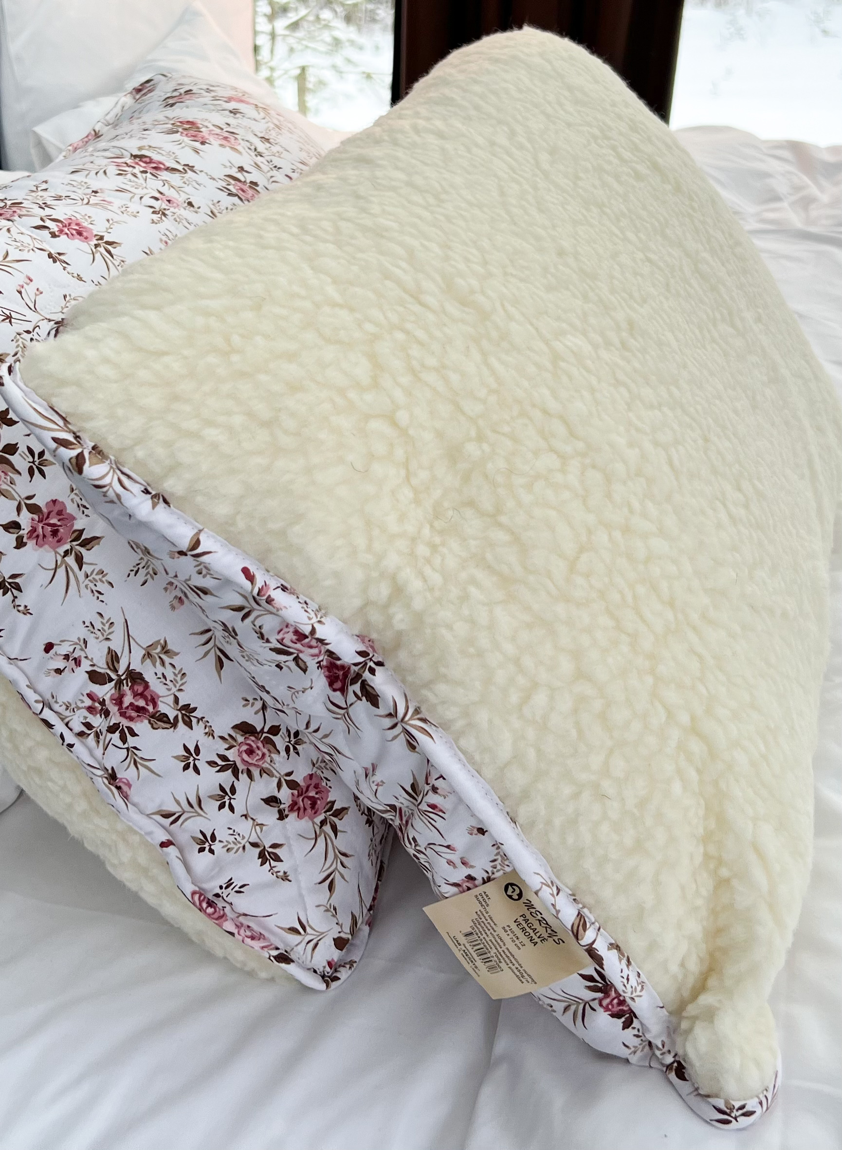 MERKYS pagalvė su avies vilna VERONA | Wool Land